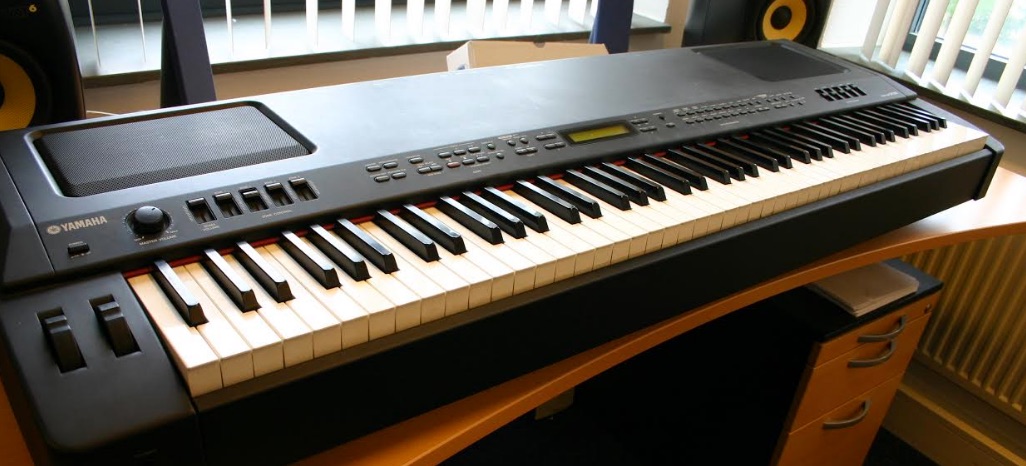 Yamaha CP300 in prima staat - Studio De Dijk